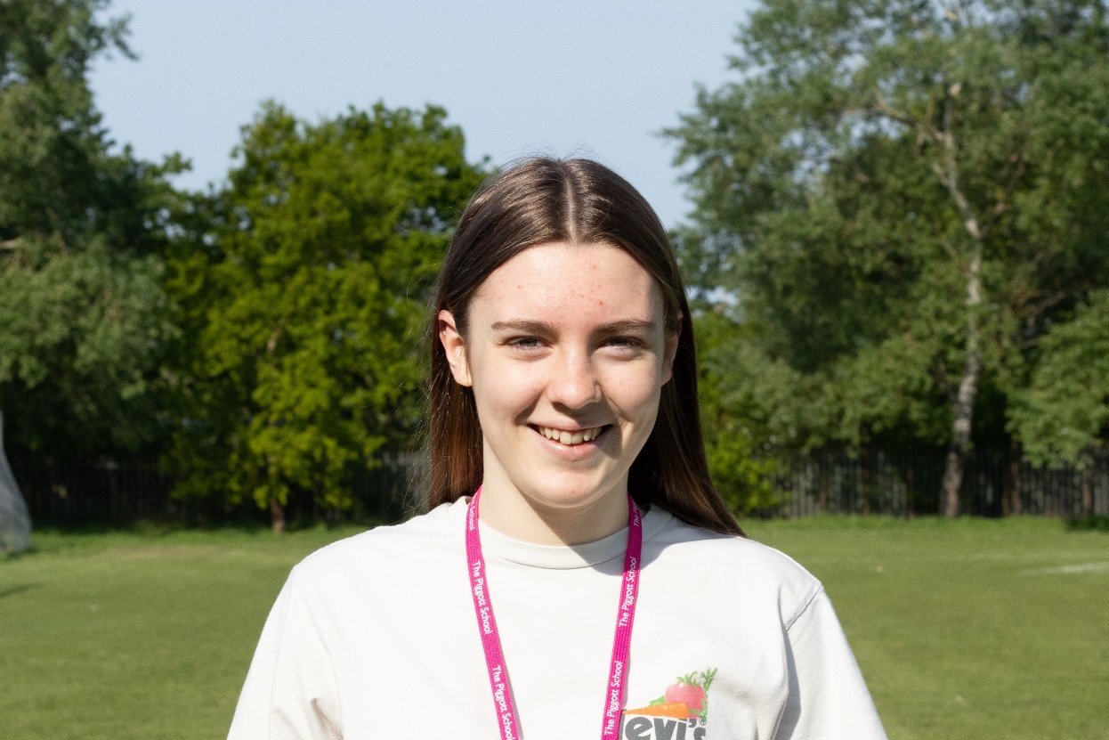 The Piggott School - Captains and Prefects